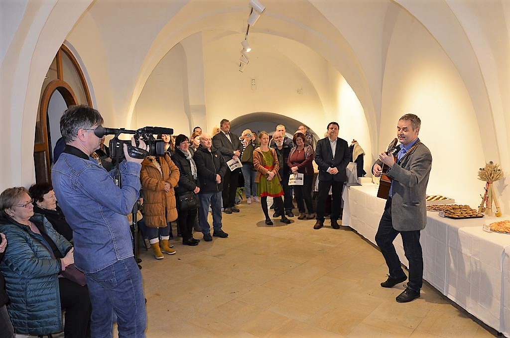 Zahájení výstavy "1923-2023 - 100 LET OD ZALOŽENÍ VÝZKUMNÝCH ÚSTAVŮ ...